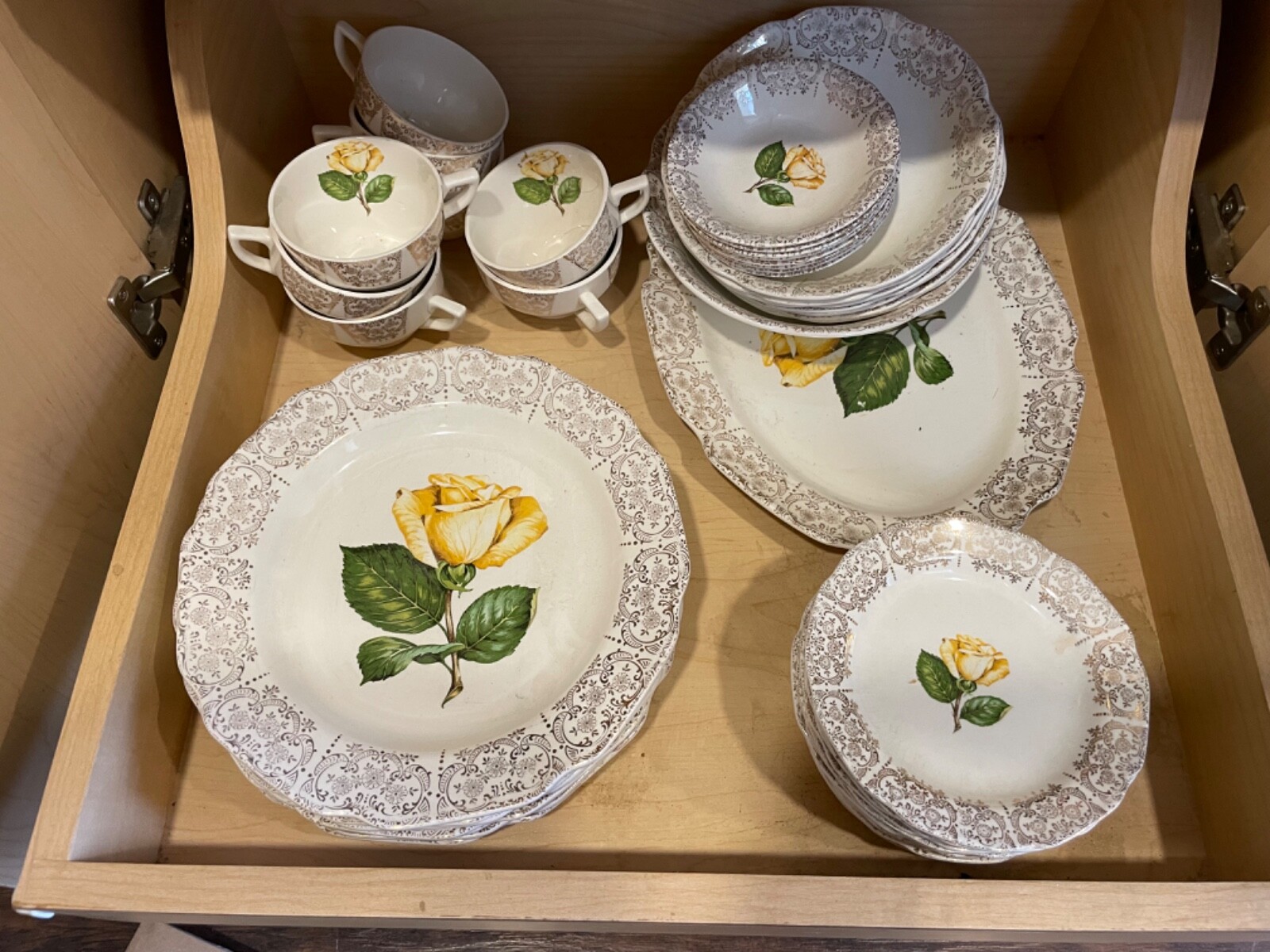 Vintage Luraline Yellow Rose Warranted 22K Gold Set | eBay