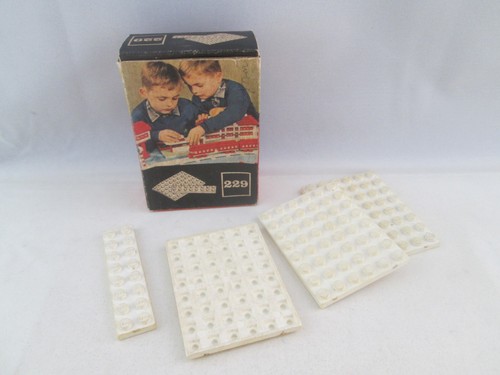 Lego Classic - 229 6x8 & 2x8 Plates with Waffle Bottom | eBay