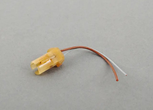 NEW AUDI A3 8P HEAD LIGHT LAMP BULB HOLDER WITH LEADS 8P0941953 OEM | eBay