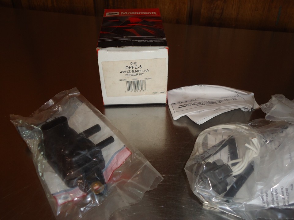 New NOS Ford Motorcraft EGR Valve Pressure Feedback Sensor DPFE-5 4W1Z ...