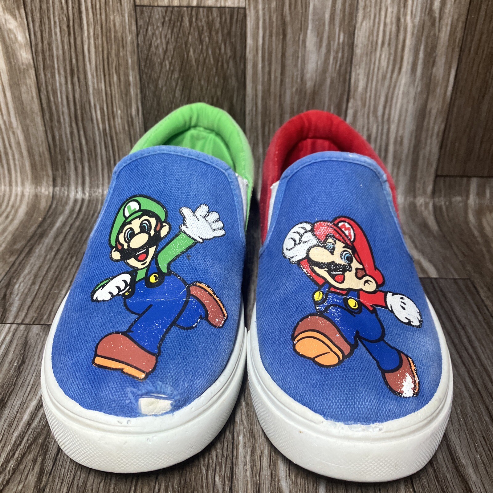 Nintendo Super Mario Youth Size 3 Red & Green Mario and Luigi Slip On ...