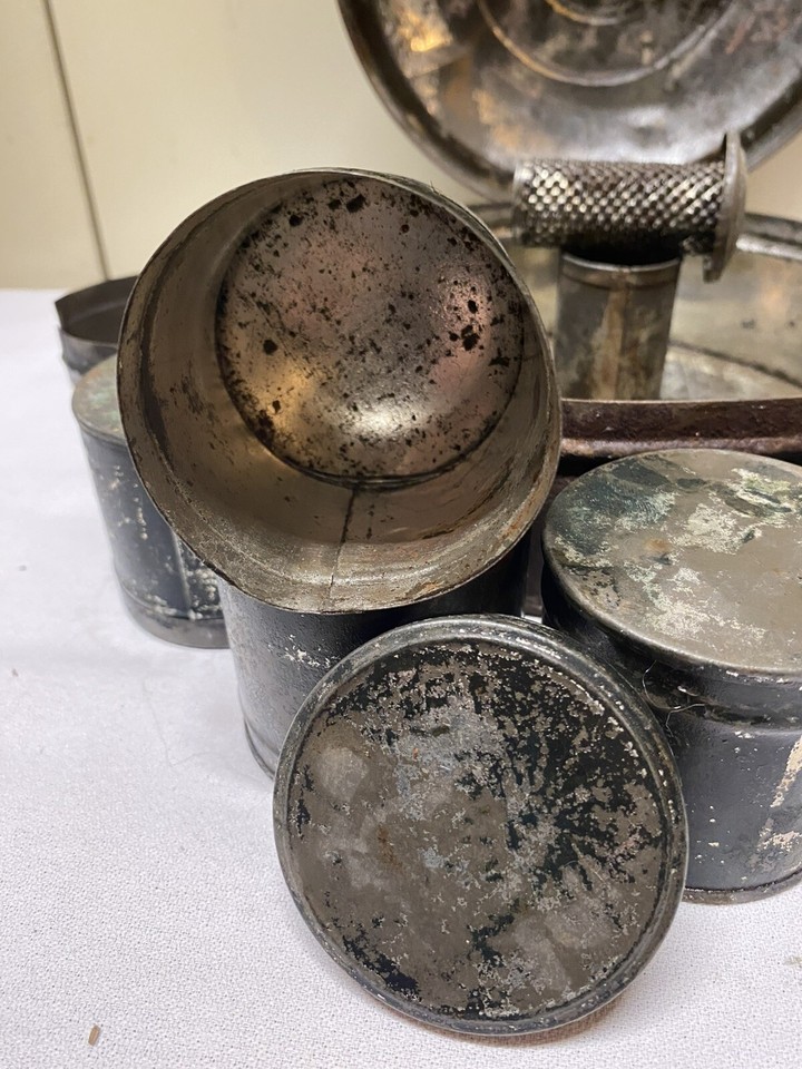 Primitive Antique Round Metal Spice Tin Container w Hinged Lid/Grater ...