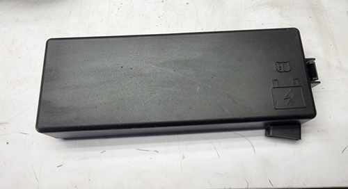 12-14 CHARGER SE 3.6L VVT Engine Fuse Relay Box Assembly Cover OEM Unit ...