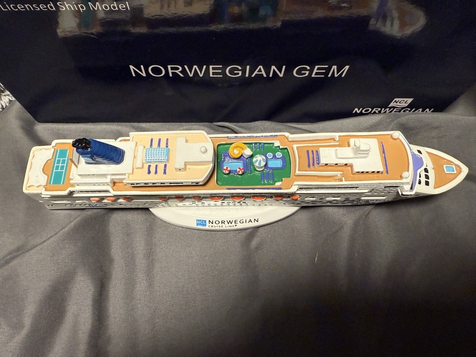 Norwegian Gem Cruise Ship Model Luxury Liner 10” Norwegian Cruise Line ...