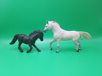 White & Black Stallion Horse Toy Animal Figure Lot Maison Joseph Terra ...
