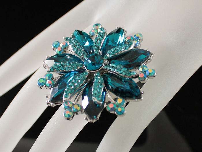 FLOWER NAVY COCKTAIL FASHION COSTUME RING AUSTRIAN RHINESTONE CRYSTAL ...