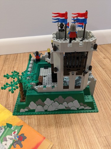 Lego Vintage Castle 6081 King's Mountain Fortress 100% Complete w ...