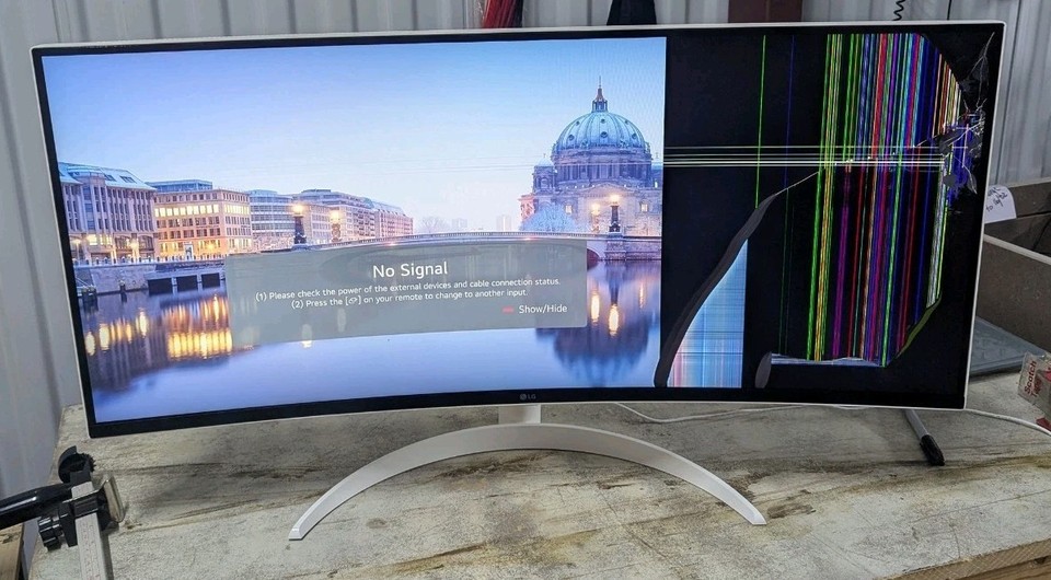 CRACKED SCREEN - LG 34SR60QC-W 34-inch QHD 3440x1440 Curved Smart ...