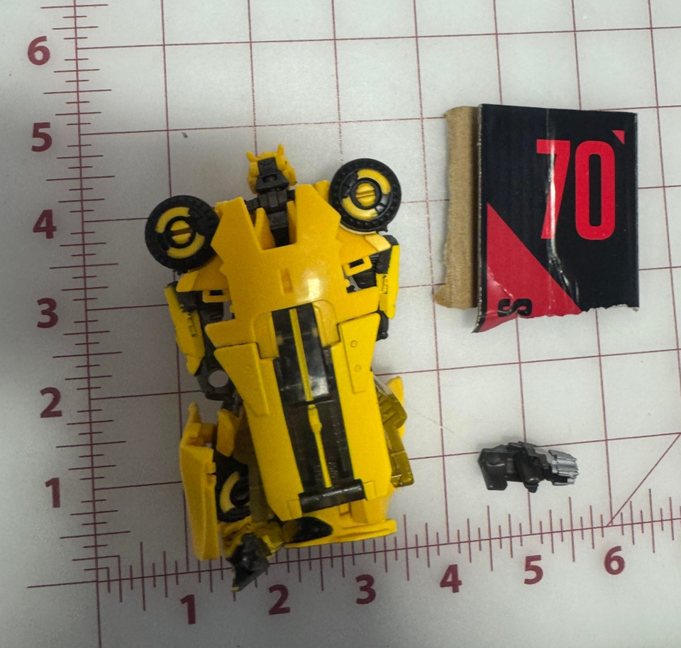 Transformers Studio Series 70 Deluxe Class Bumblebee B-127 Loose with ...
