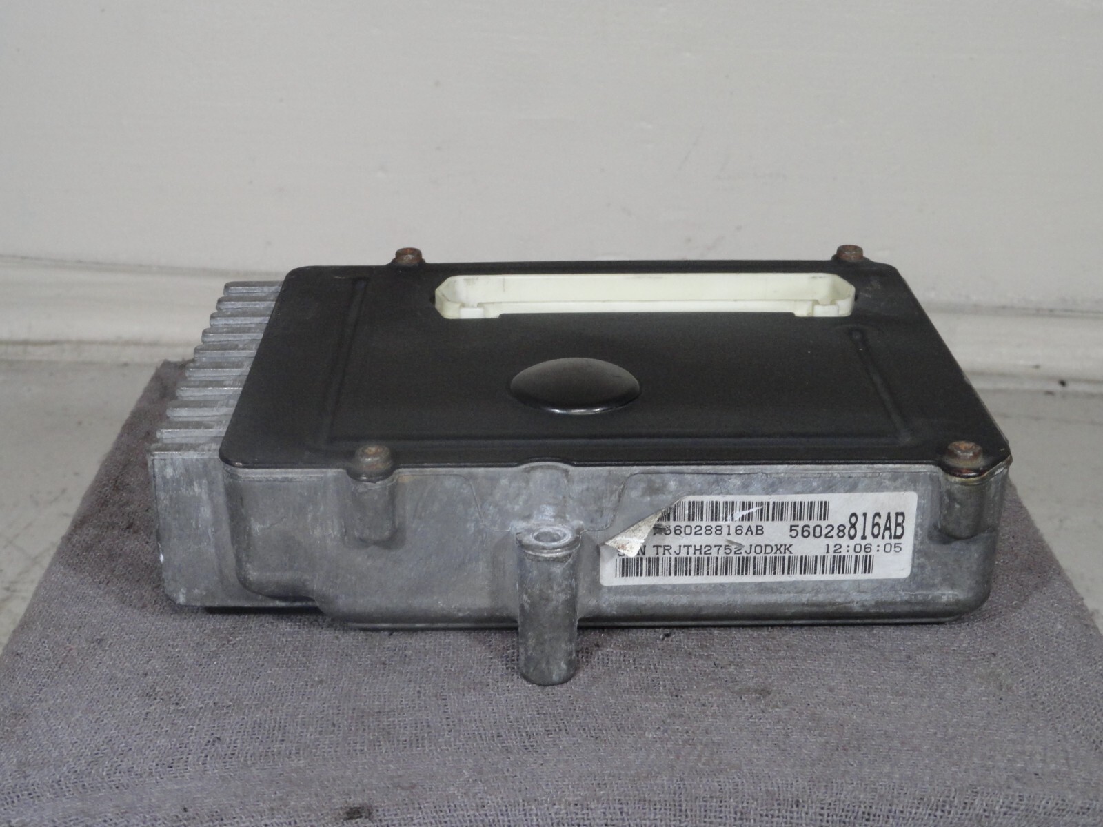 2003 DODGE RAM 1500 3.7L TCM Transmission Control Module OEM 56028816AB ...