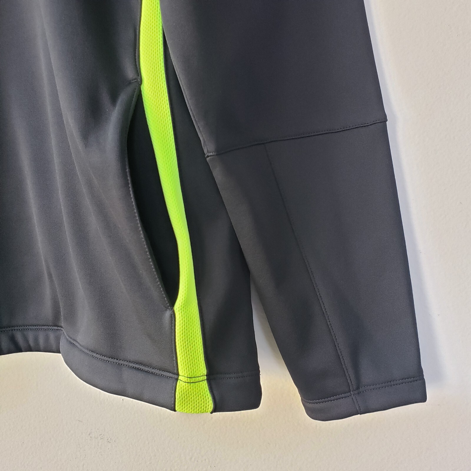 Nike Golf Men's Pullover Therma-Fit Quarter Zip Black Neon Trim Size ...