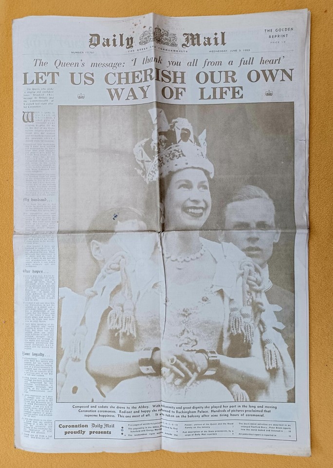 VRARE DAILY MAIL QUEEN ELIZABETH II CORONATION " GOLDEN REPRINT " DATED ...