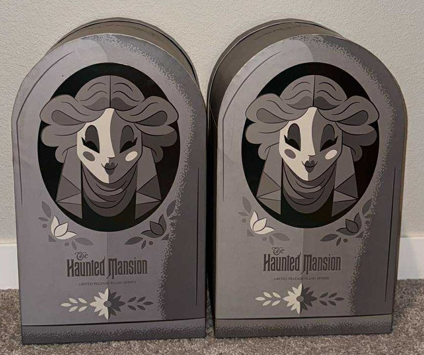 Disney Haunted Mansion Ghost Host + Hostess + Bride +Dog Keeper + Dog ...