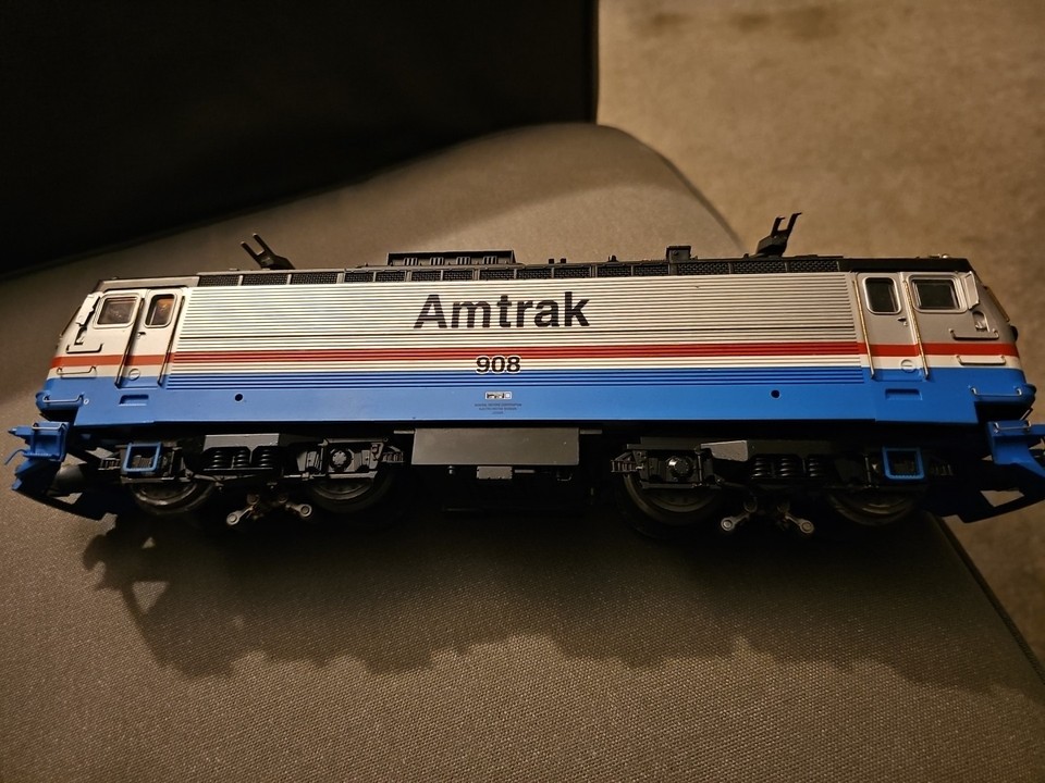 Atlas AEM-7 Electric Locomotive + LocoMatic Control #6204-1 SEPTA #2301 ...