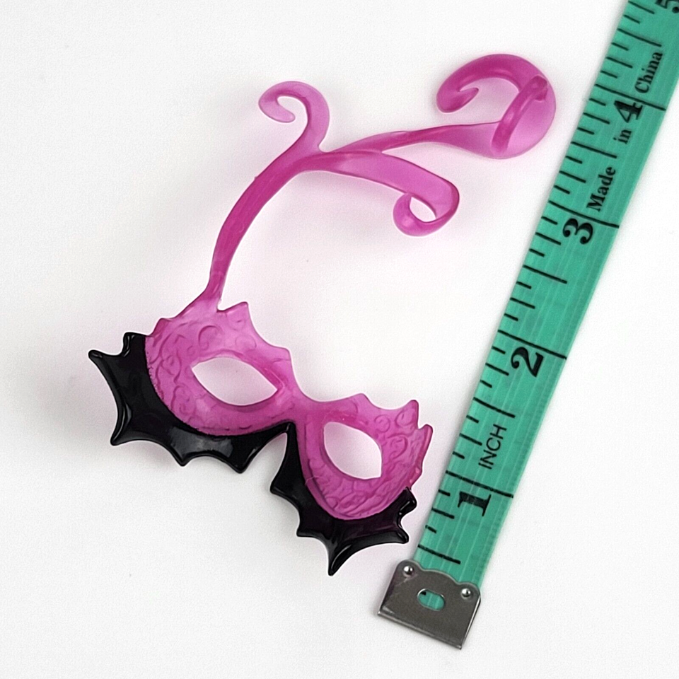 Monster High - Draculaura Fang - Ghouls Rule - Black & Pink Masquerade ...