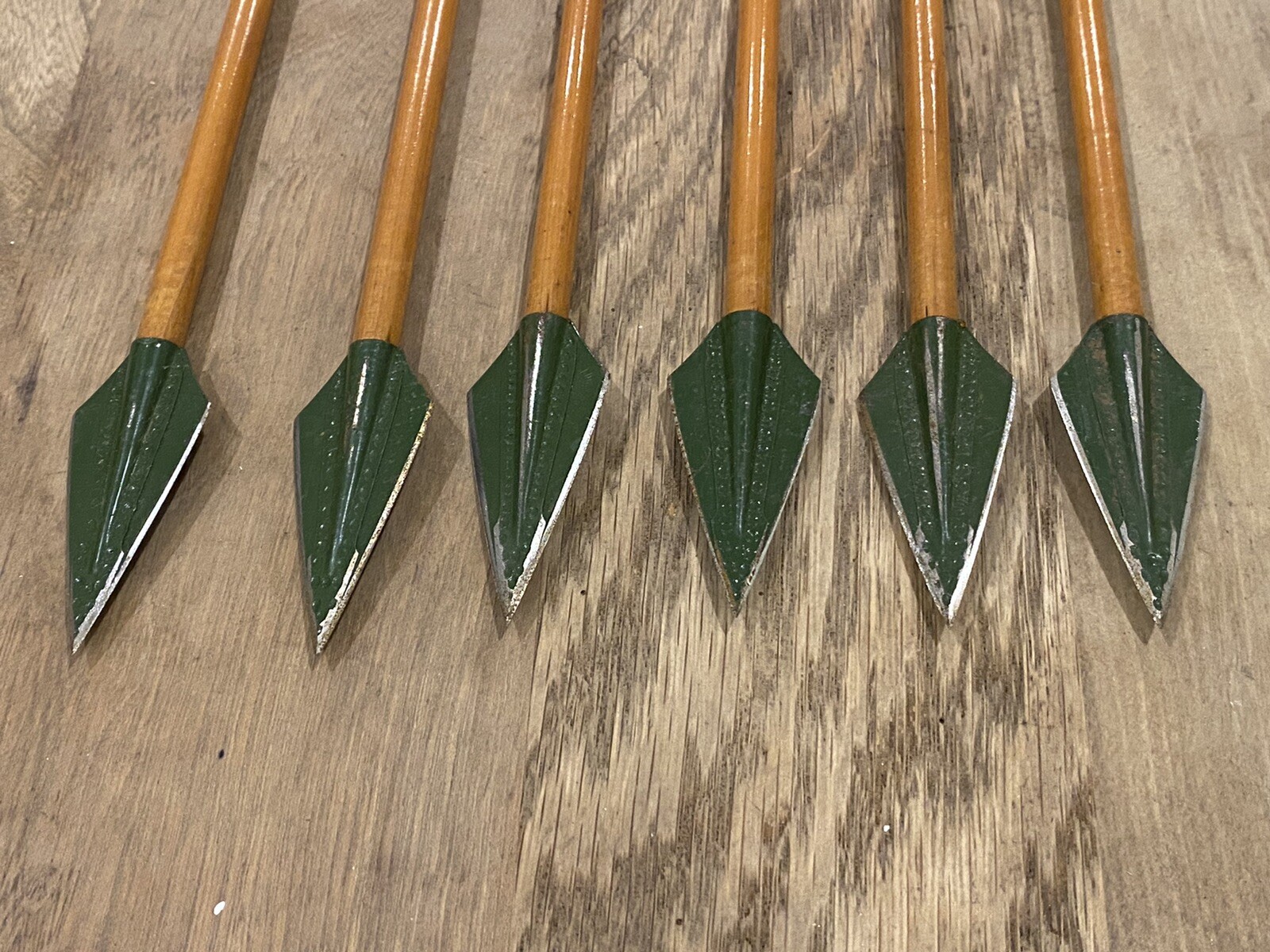 Vintage 1960’s Ben Pearson Golden Sovereign Warrior Arrows Zwickey ...