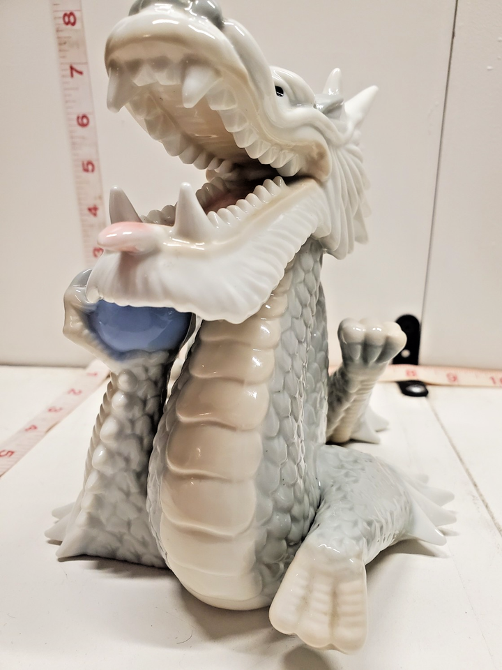 Vintage Yoshimi K Foo Dragon Gray And White Porcelain Figurine | eBay