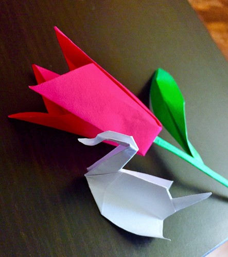 Prison break Origami rose flower paper swan crane MICHAEL SCOFIELD ...