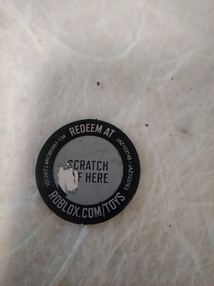 Roblox Series 12 Alien Anemone Hat Virtual Code (Code Only) Fast ...