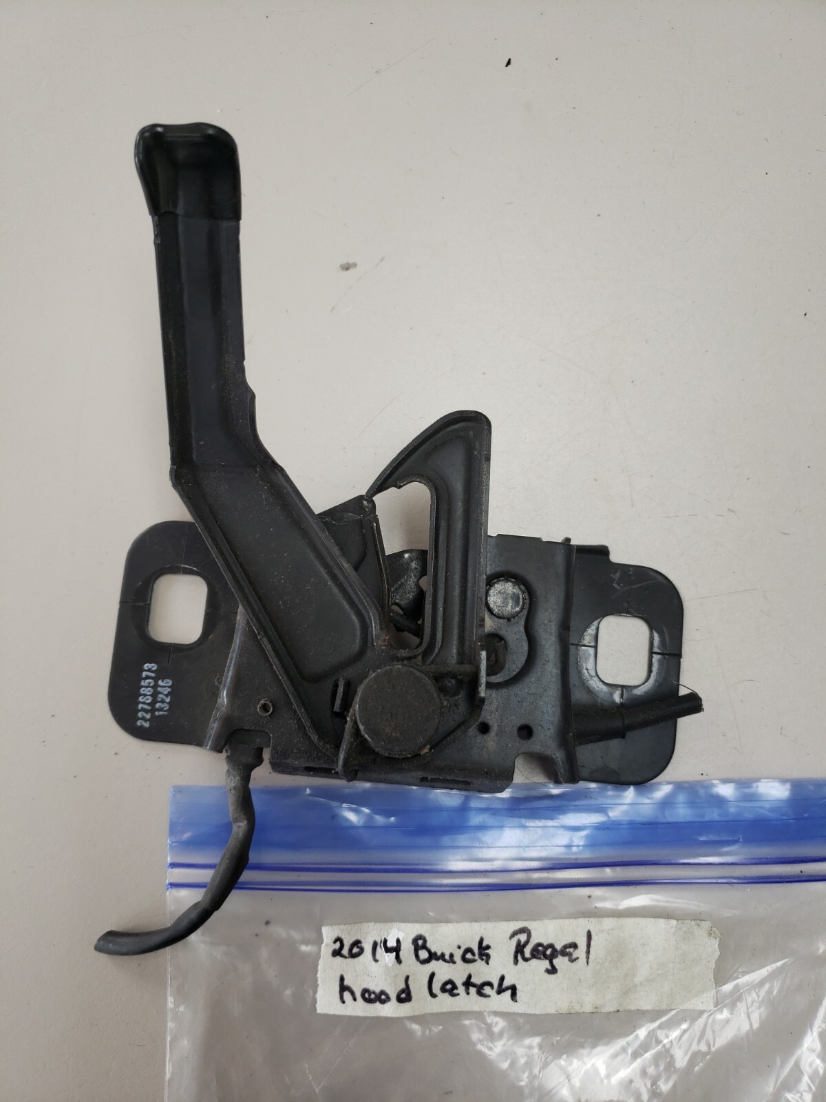2014 Buick Regal Genuine GM Hood Primary and Secondary Latch 22788573 ...