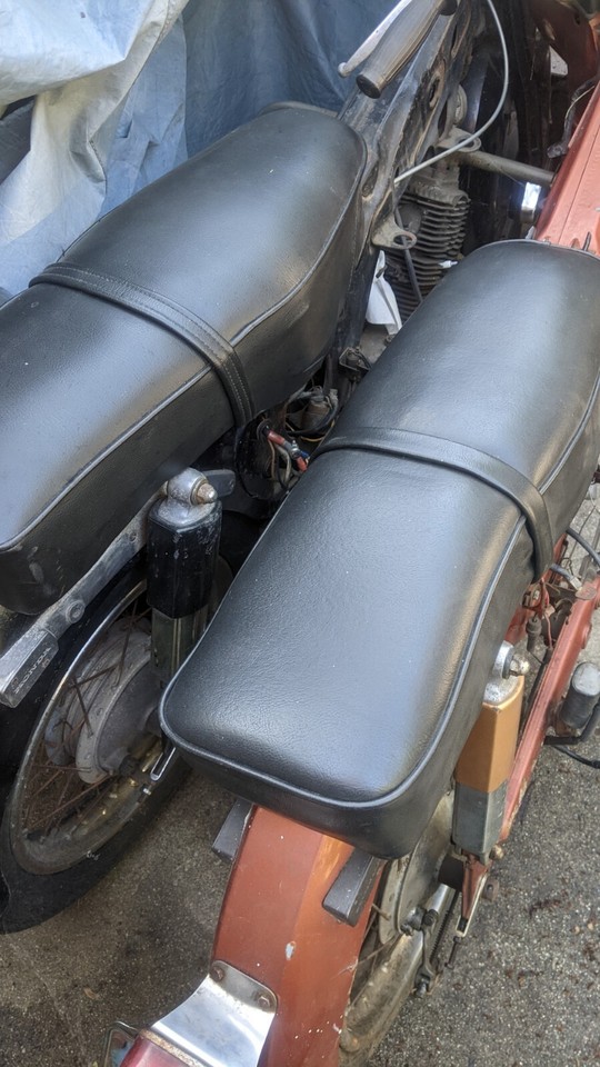 HONDA CA77 CA76 CA95 CA92 C77 CSA76 DREAM 300 305 SEAT Completely ...