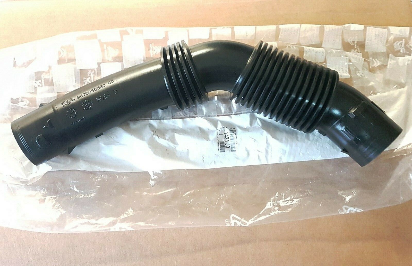 Air Intake Pipe Hose For Citroen Berlingo C4 Peugeot 308 3008 508 1 ...