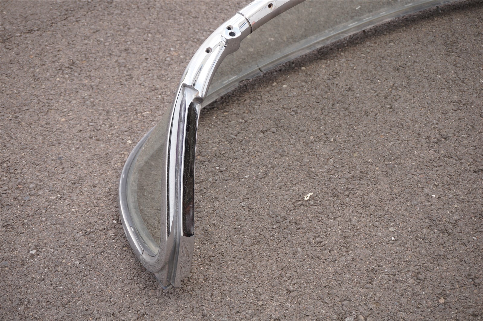 1956-1962 Chevrolet Corvette Front Windshield Frame & Glass | Genuine ...