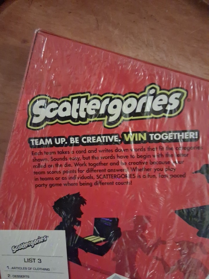 Scattergories Hasbro Game Ages 13+ 2-4 Team Game Brand New Factory ...