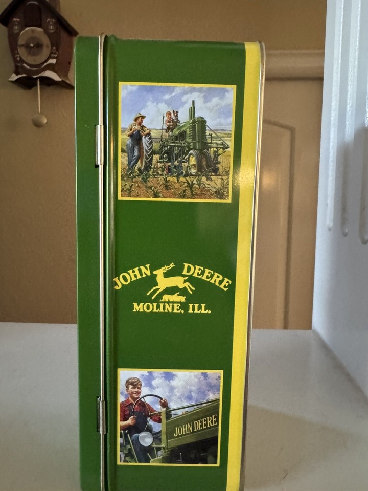 JOHN DEERE Collectible Storage LOCKER TIN with lReal Lock and Key 8" | eBay