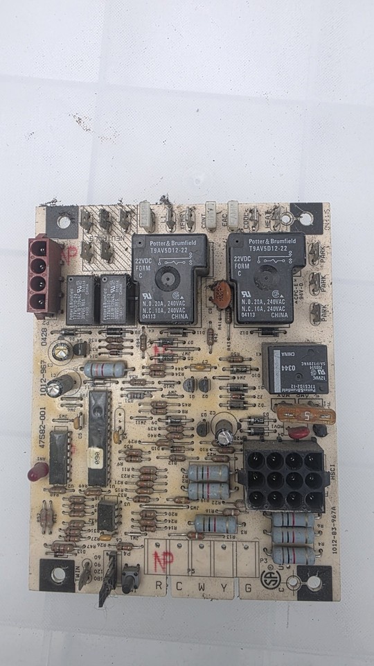 Honeywell LENNOX 47582-001 Furnace Control Circuit Board 1012-967 ...