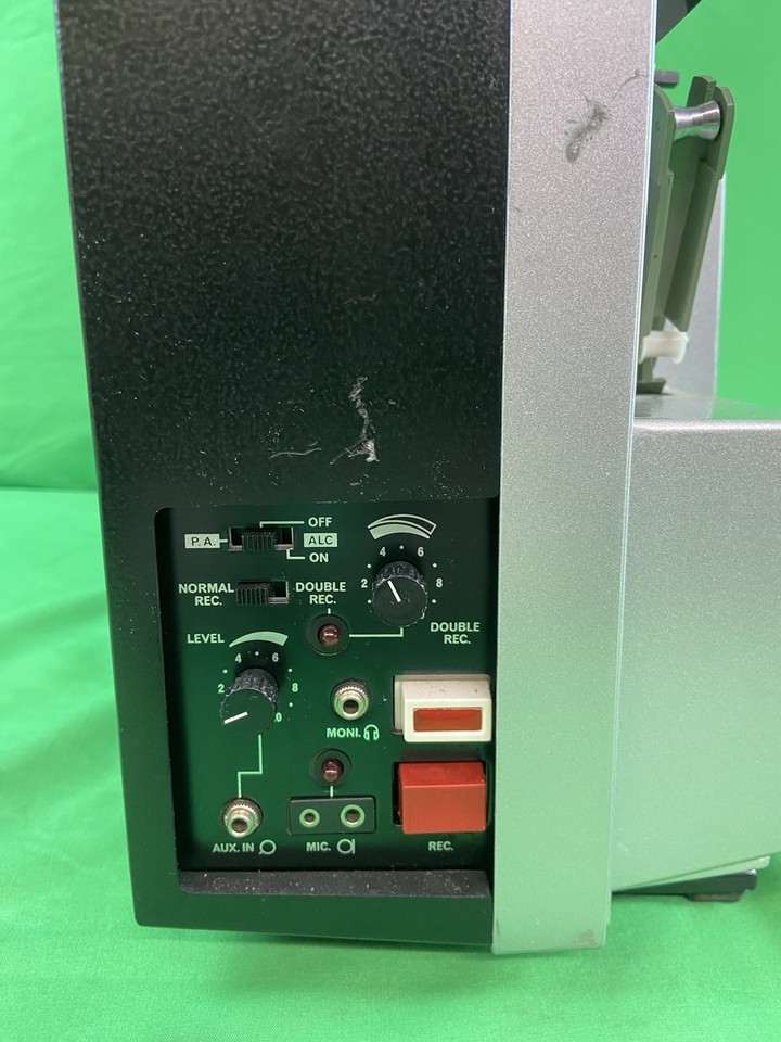 Elmo Sound ST-1200D Super 8mm Magnetic Sound Projector *FOR PARTS | NO ...