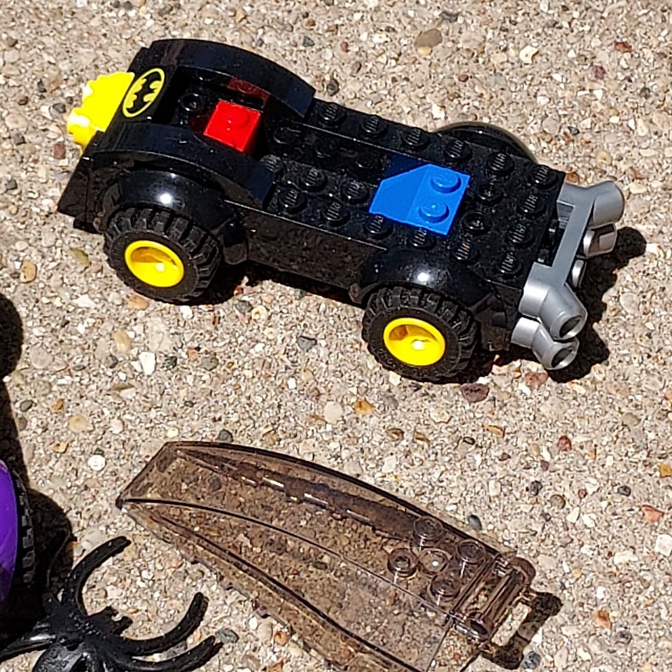 LEGO Batman Cars Robin Minifigure Duplo Riddler Dark Knight Gargoyle ...