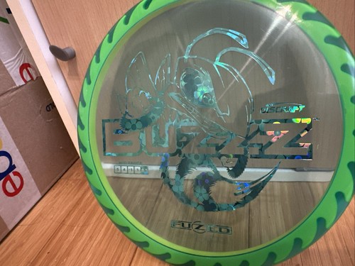 Discraft Fuzed Buzzsaw Green Yellow Disc Golf Foil Buzzz Saw Buzz Mid ...