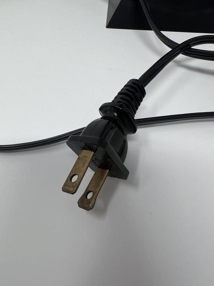 Byers Choice Caroler Flicker Lamp Light Post Christmas Accessory 22in ...