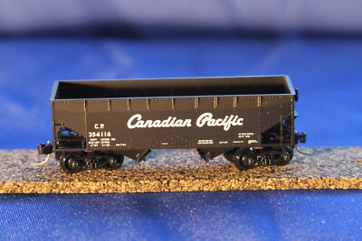Canadian Pacific - 33' Twin Bay Hopper - Offset Sides - 55410-2 - N ...