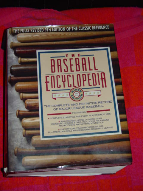 The Baseball Encyclopedia : The Complete and Definitive Record of Major ...