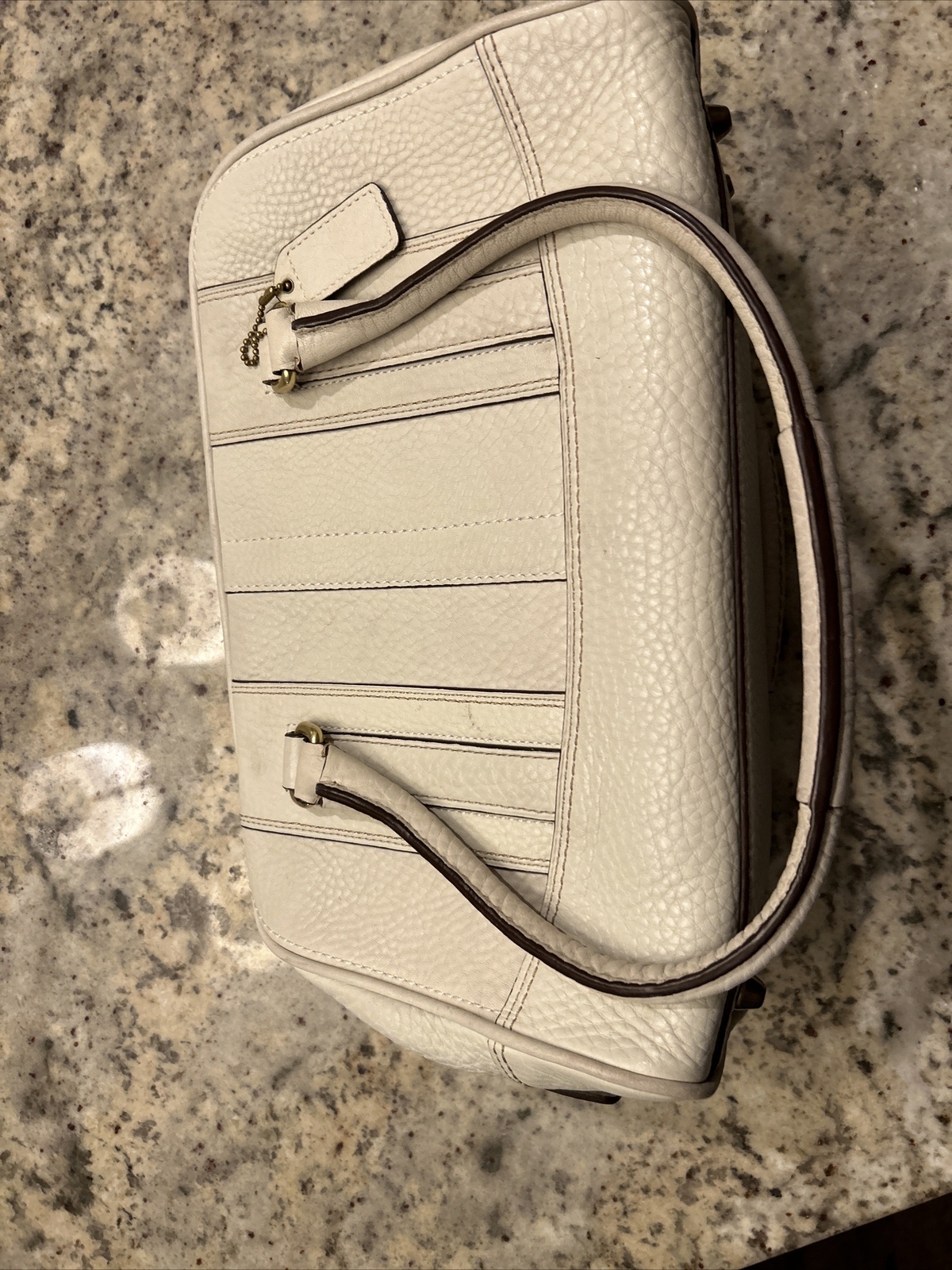 Coach Leather Shoulder Bag No. J0693-10526 - Gem