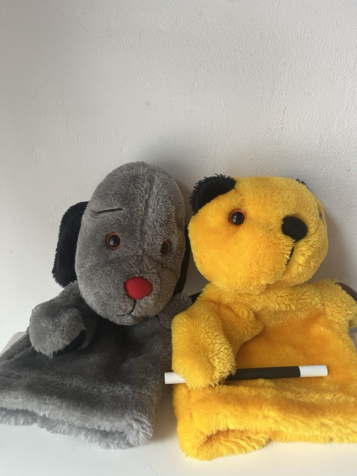 Sooty and Sweep Glove Hand Puppets with Squeaker & wand Soft Plush ...