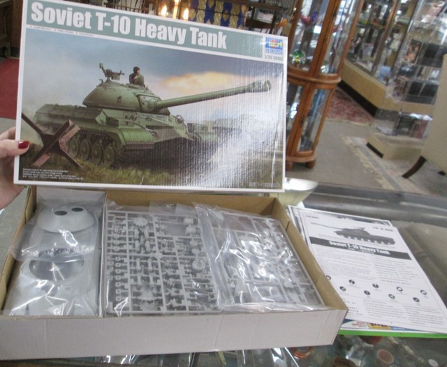 Trumpeter 1/35 05545 Soviet T-10 Heavy Tank Model Kit for sale online ...