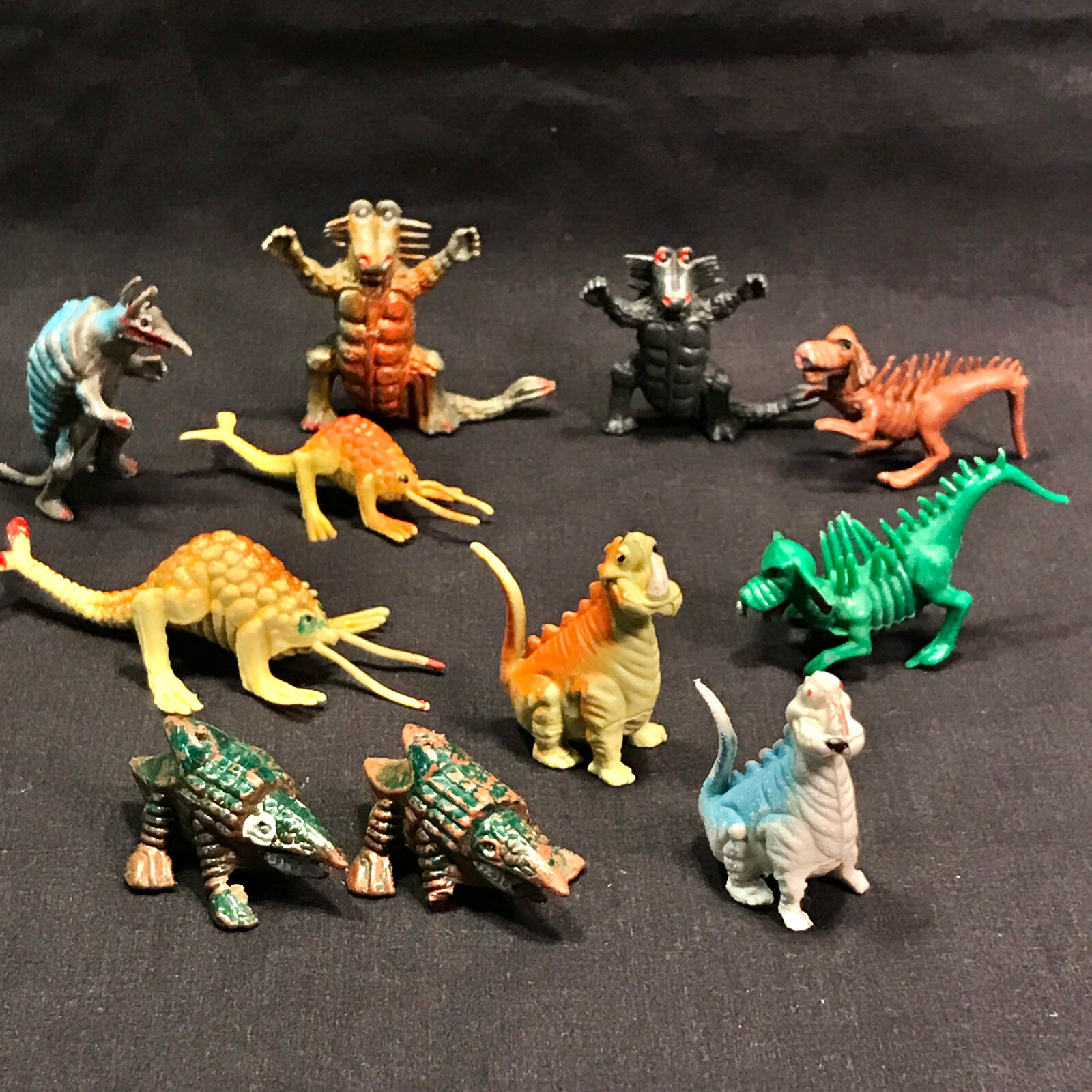 VINTAGE D&D CHINASAUR PATCHISAUR FIGURE LOT rust armadillo lizard ...