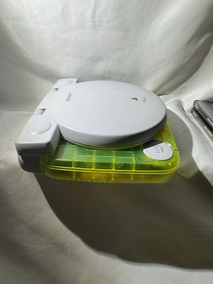 Custom Extreme Green PSone Console w/ OEM LCD Screen & Controller ...