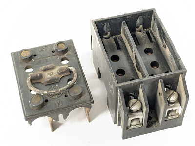 Fuse Blocks & Holders - Pull Out Fuse Holder