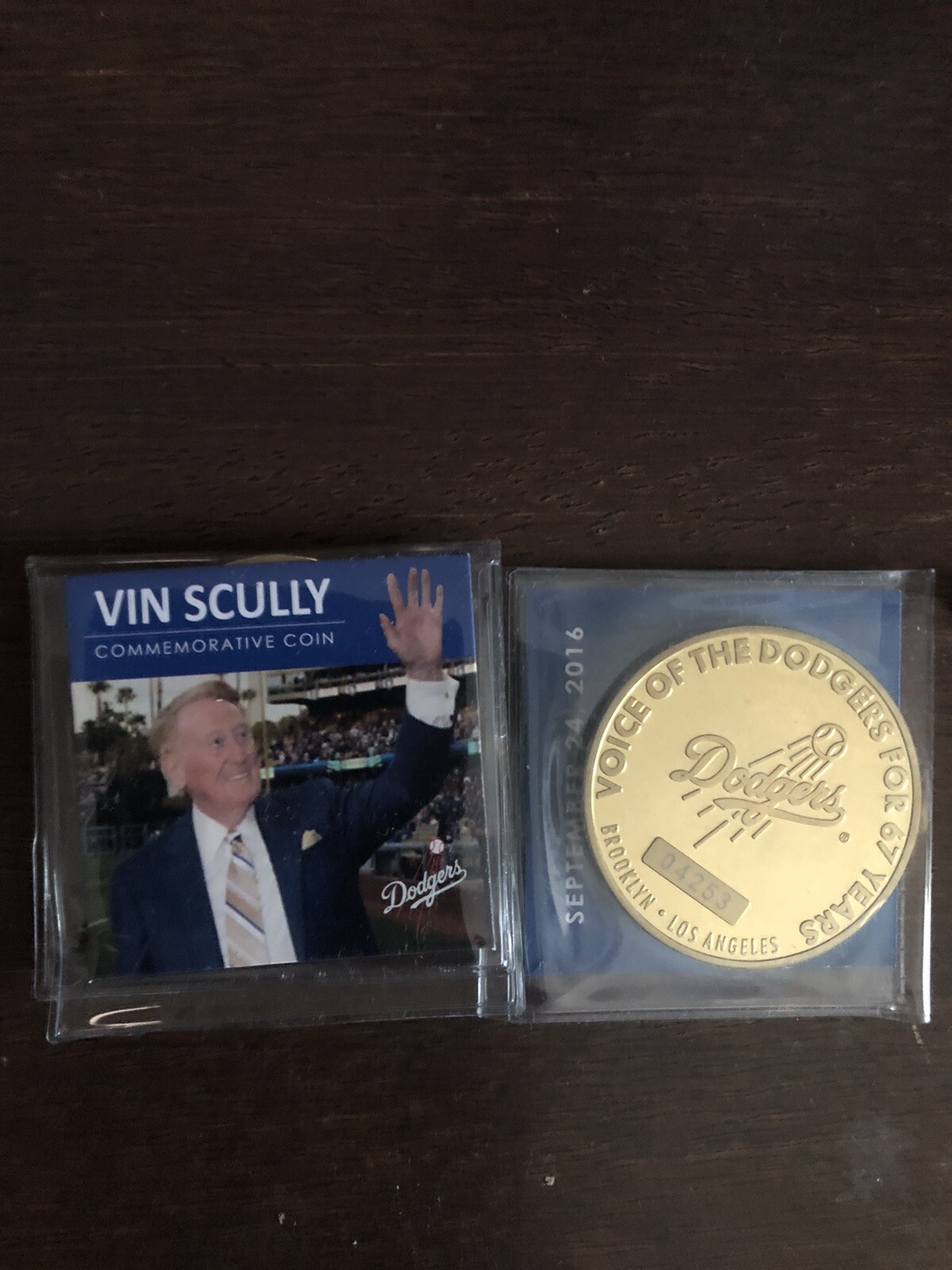 Vin Scully Microphone Statue with Patch and Commerative Coin,SGA | eBay