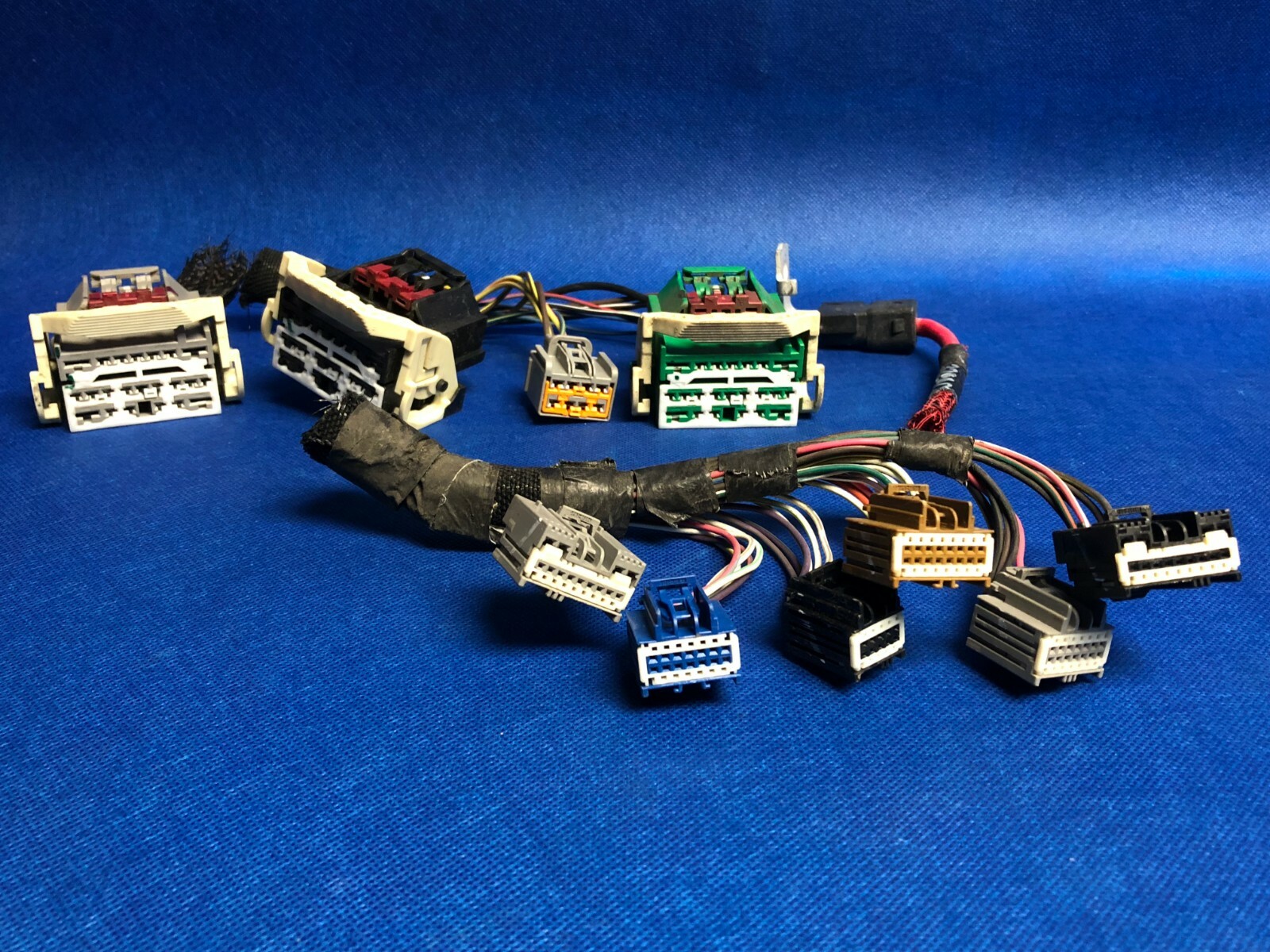 WIRING HARNESS PLUG CONNECTOR 09 CALIBER PATRIOT TIPM BODY MODULE BCM ...