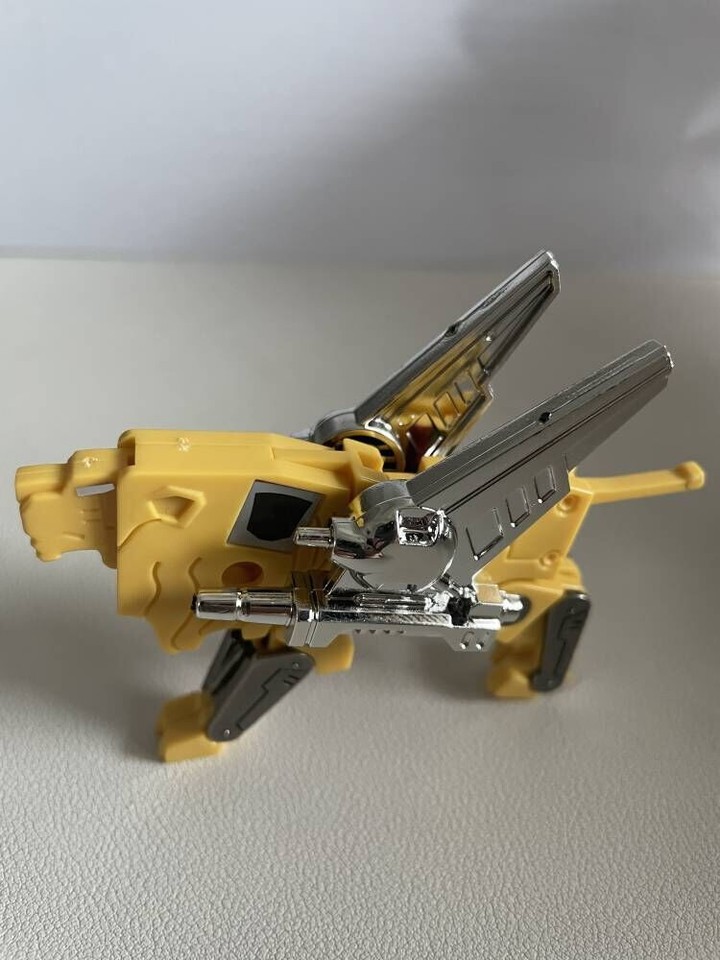 New Transformers G1 Autobots Cassettes Rewind Steeljaw Reissue Box Set ...