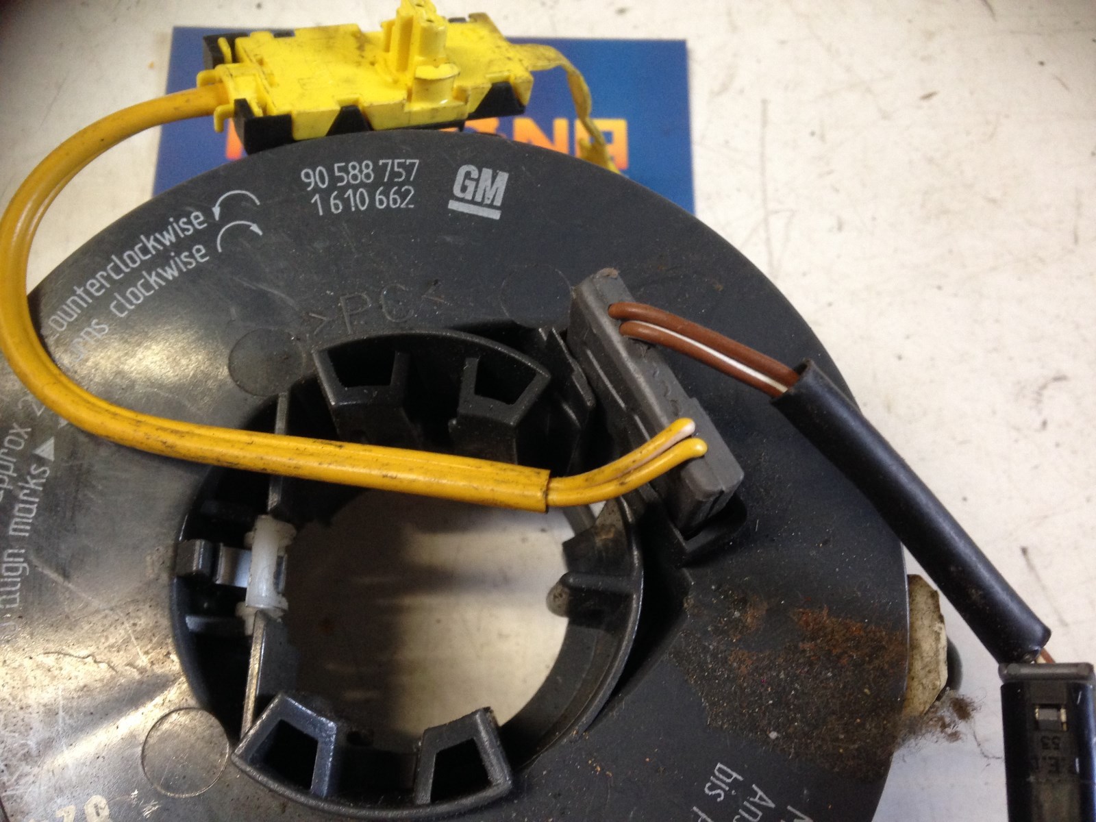 Vauxhall Astra Corsa Agila Steering Wheel Air Bag Squib Clock Spring ...