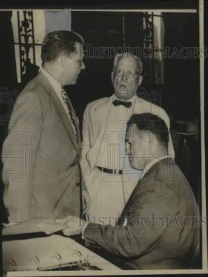 1956 Press Photo Louisiana Lawmakers, Sports Official Discuss Sports ...