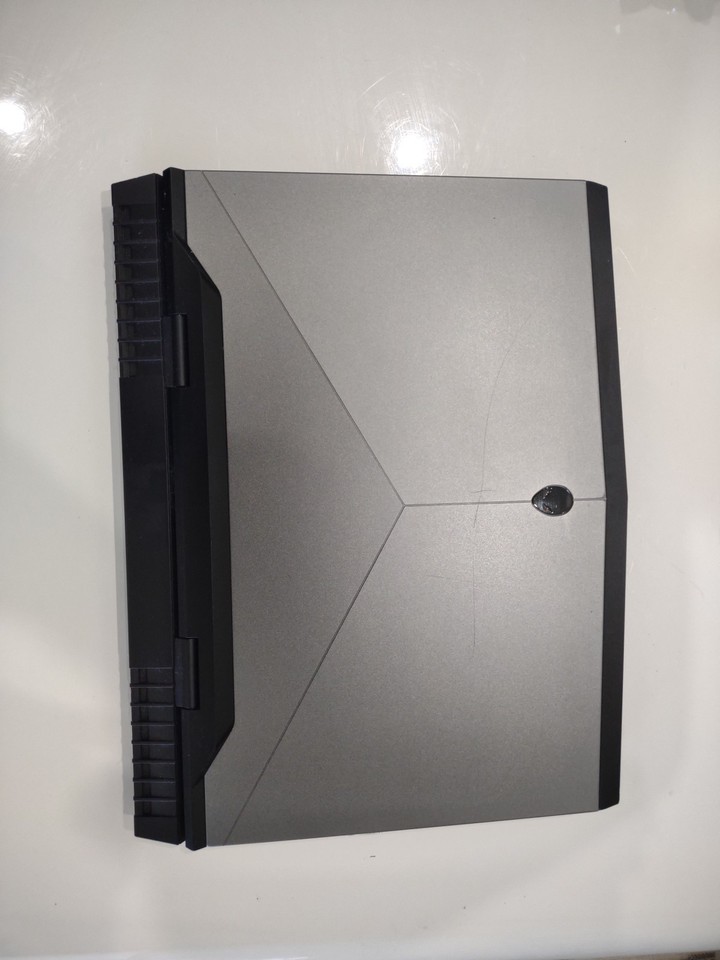 Alienware 17 R4 Gaming Laptop 120Hz 2.90GHz i7-7820HK 16GB 1TB HDD ...