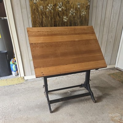 1900-1950 - Solid Oak Drafting