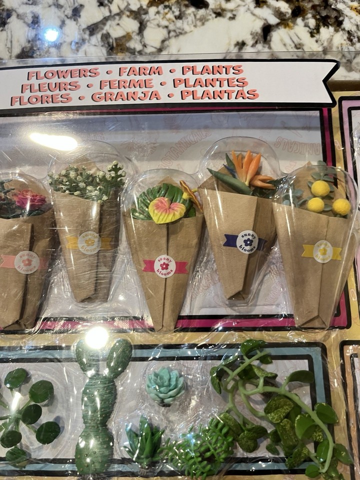 MGA's Miniverse Mini Verse Make It Mini Botanicals Farm Flowers Plants ...